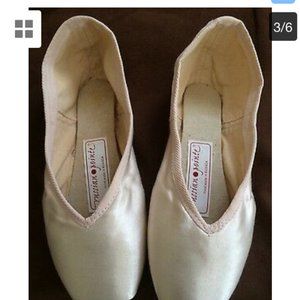 Russian Pointe | Shoes | Russian Pointe Brava Toe Shoe New Drawstring ...